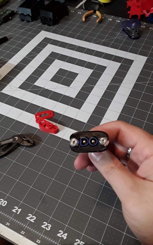 EC3 device connector mount