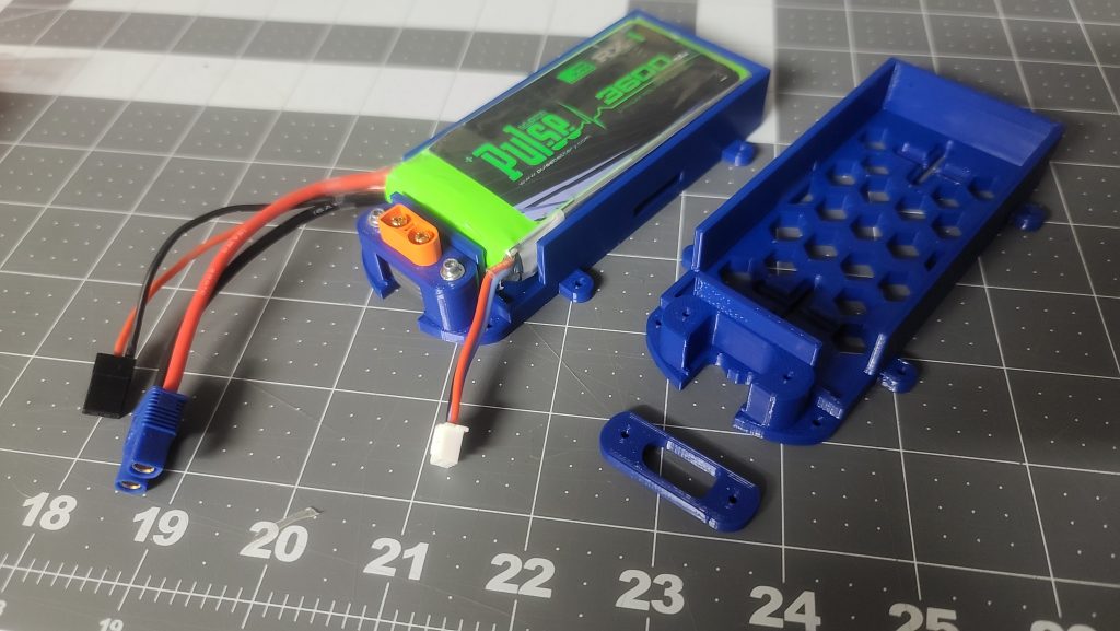 Battery tray with ic3 connector mount