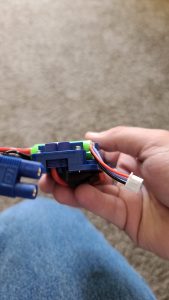 Battery tray with EC3 connector mount